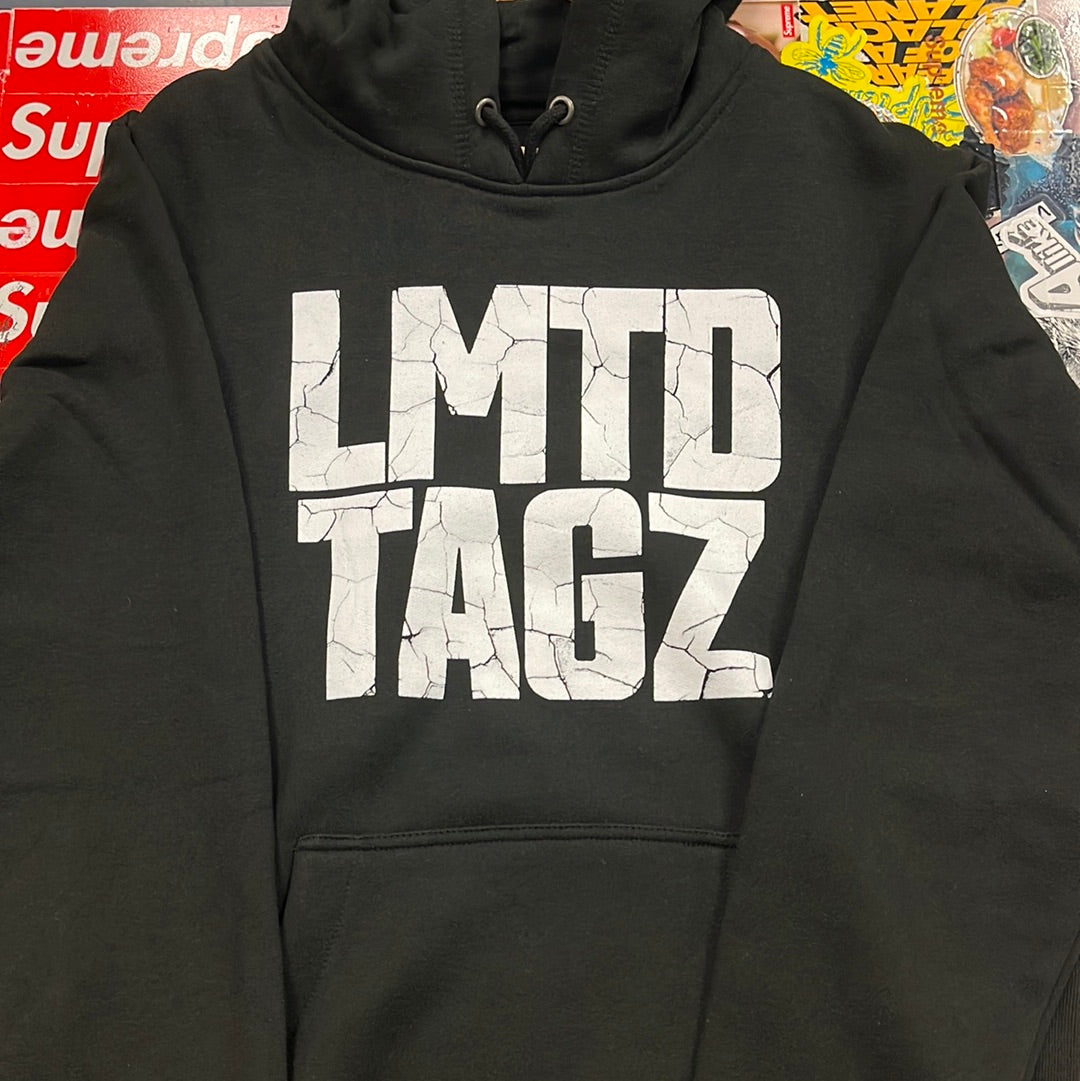 LMTD TAGZ BASIC HOODIE BLACK – The Vault 312